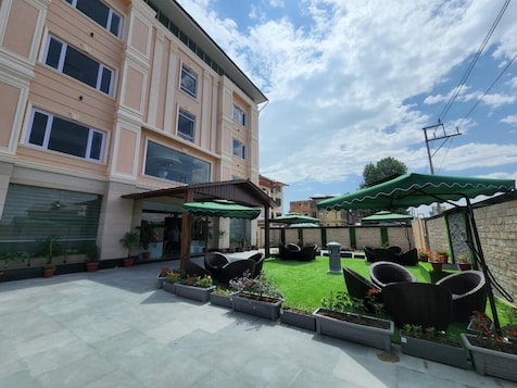Karam Gold Hotel Srinagar - Reviews, Photos & Offer