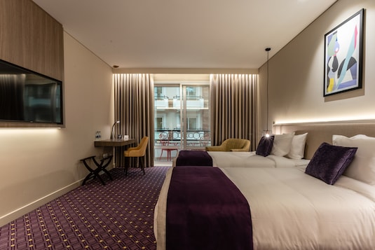 Photos of LEVA Hotel and Suites Opposite Downtown - Goibibo