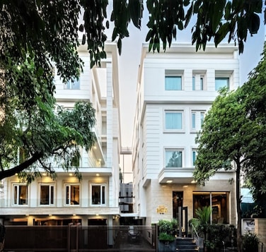 Hotel Saket 27 Delhi at ₹ 14216 - Reviews, Photos & Offer