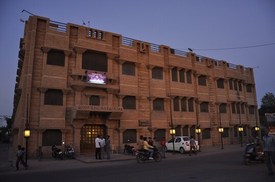 Hotel Khalsa Palace Falna at ₹ 2385 - Reviews, Photos & Offer