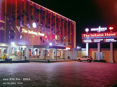 Infinite Photoshoot 2022