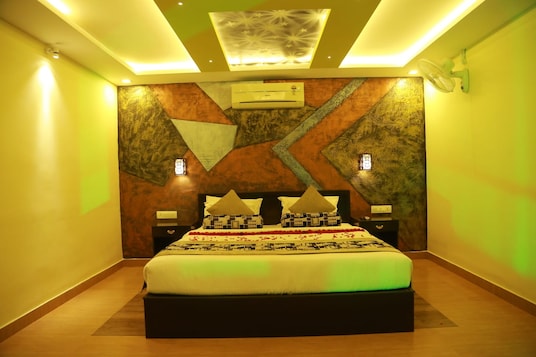 Photos of Lara Lake View Resort - Goibibo