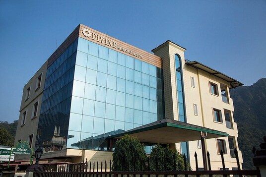 Divine Resorts & Spa Rishikesh at ₹ 10537 - Reviews, Photos & Offer