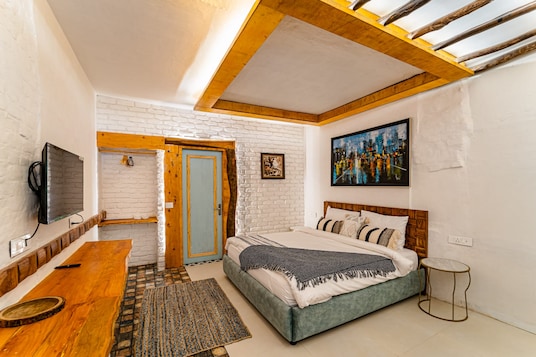 Light of Landour Hotel Mussoorie at ₹ 18320 - Reviews, Photos & Offer