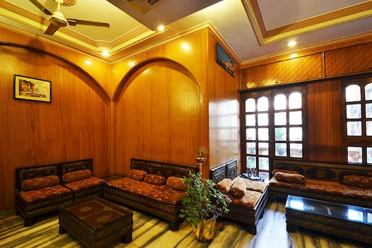 Hotel Divya Varanasi at ₹ 1809 - Reviews, Photos & Offer