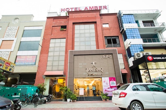Hotel Amber Rudrapur at ₹ 1660 - Reviews, Photos & Offer