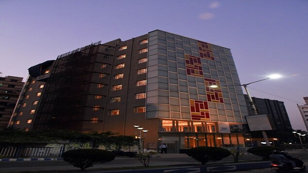 LYNQ AERO Hotel Kolkata - Reviews, Photos & Offer