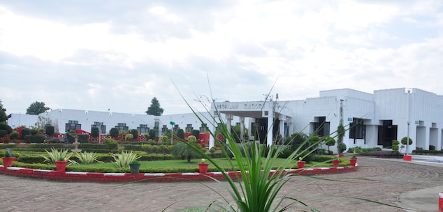 Highway Resort Gajraula - Reviews, Photos & Offer