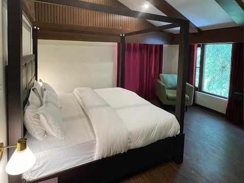 Walnut Tree Pahalgam Hotel Pahalgam at ₹ 3683 - Reviews, Photos & Offer