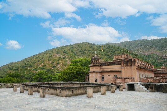 Patan Mahal Hotel Neem ka Thana at ₹ 10568 - Reviews, Photos & Offer