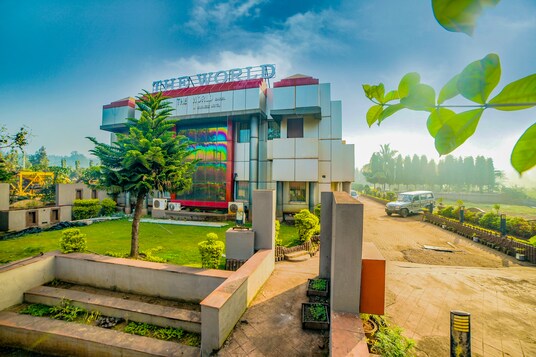 THE WORLD BUSINESS HOTEL (A Unit Of Crackers India Infrastructure Ltd ...