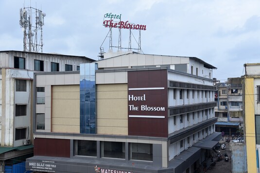 Hotel The Blossom Vapi at ₹ 2188 - Reviews, Photos & Offer