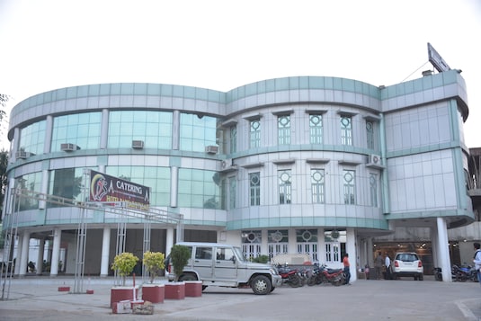 Hotel Ram Saroj Palace Sagar at ₹ 1300 - Reviews, Photos & Offer