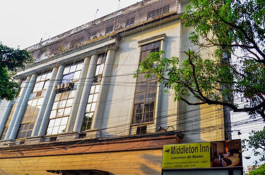 Middleton Inn Hotel Kolkata at ₹ 2728 - Reviews, Photos & Offer