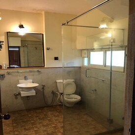 Ronne Blue Lagoon 3BHK Luxury Villa in Sangloda Hotel Goa - Reviews ...