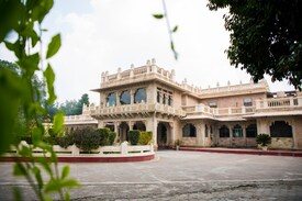 Jiwaji Club Gwalior - Reviews, Photos & Offer