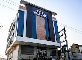 Rooms of HOTEL SWASTIK - Goibibo