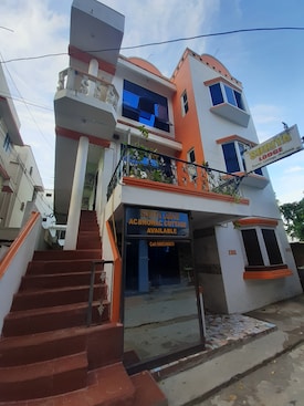 Suriya lodge Velankanni at ₹ 577 - Reviews, Photos & Offer