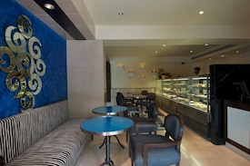 Blue Diamond, Pune - IHCL SeleQtions Hotel Pune at ₹ 9900 - Reviews ...