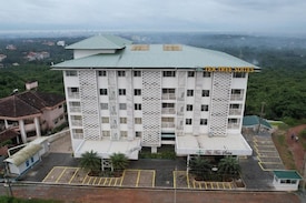 Tea Tree Suites Manipal Hotel Udupi - Reviews, Photos & Offer