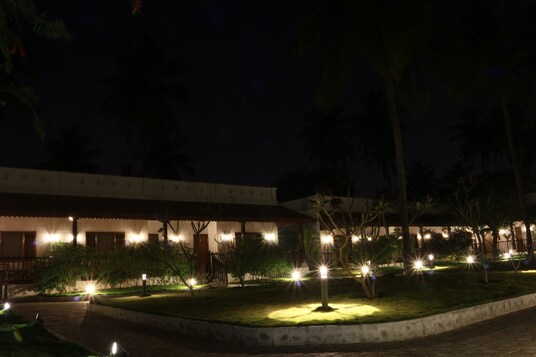 Oriole Resort Mysore By Emerge Mysore at ₹ 1929 - Reviews, Photos & Offer