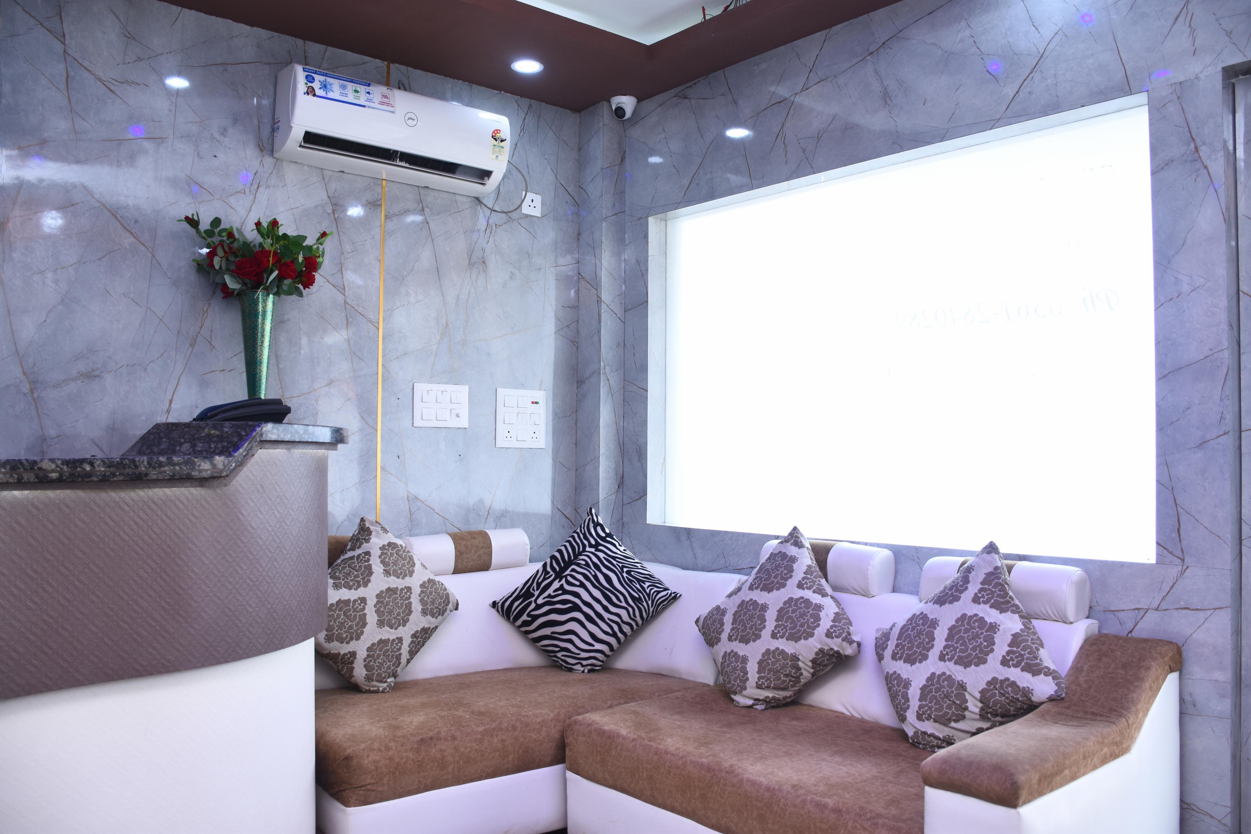 Hotel Knight Inn Hotel Guwahati - Reviews, Photos & Offer