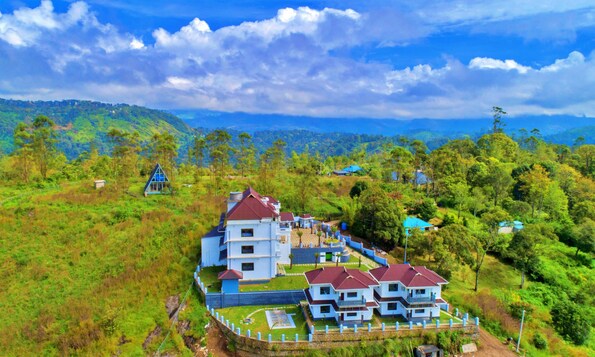 The Windy Mist Resort Munnar at ₹ 3526 - Reviews, Photos & Offer